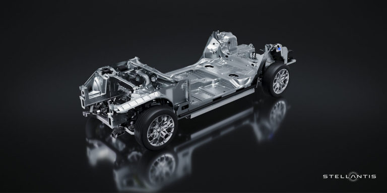 Stellantis presenta la plataforma STLA Large