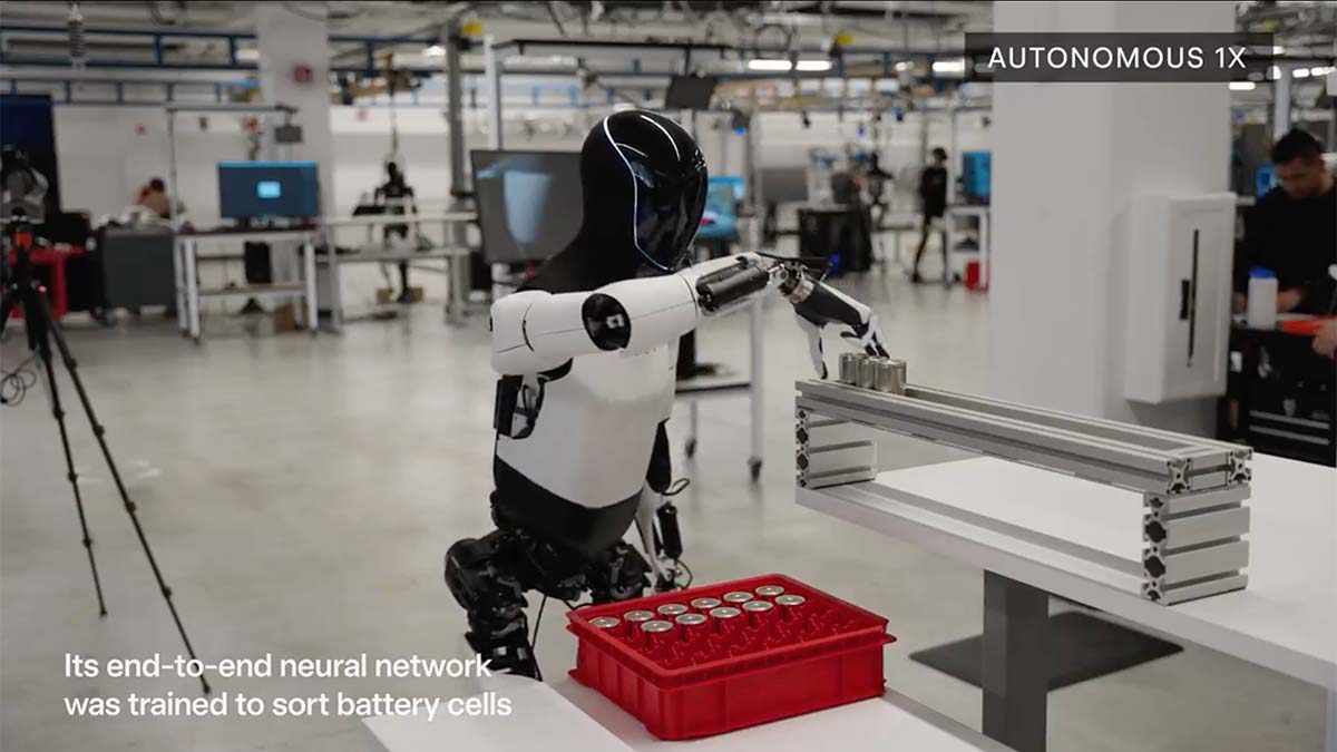 El máximo responsable del robot humanoide Optimus abandona Tesla