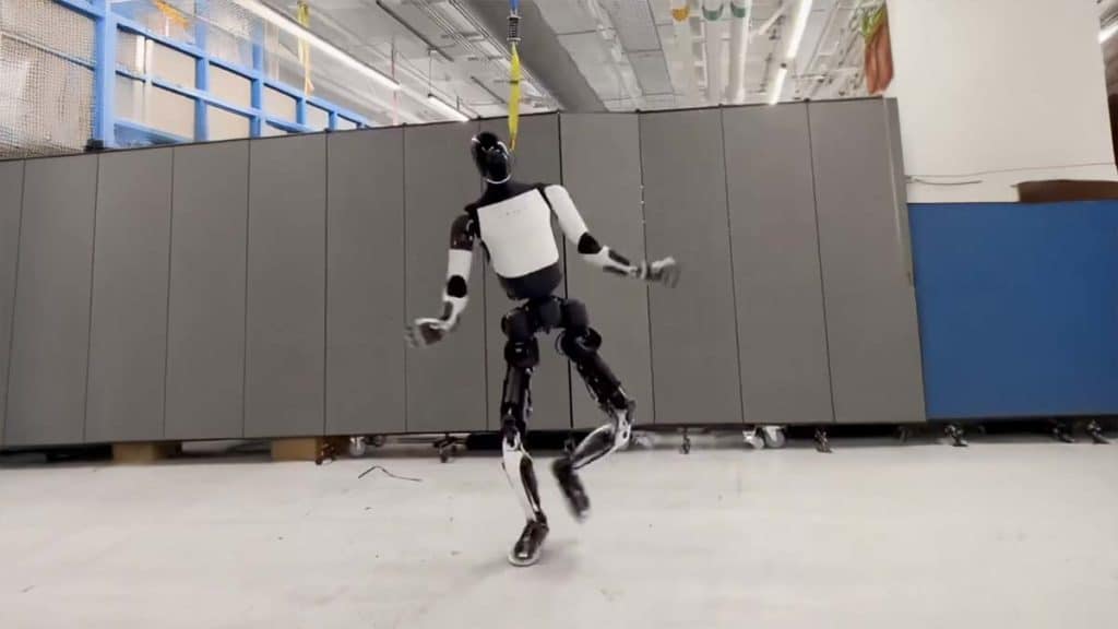 Así baila actualmente el robot humanoide Tesla Optimus