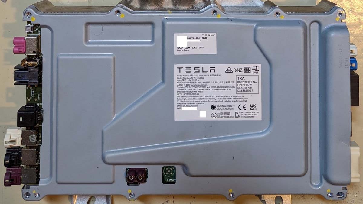 El nuevo Hardware de los coches Tesla (HW5 / AI5) podría ser 5 veces ...